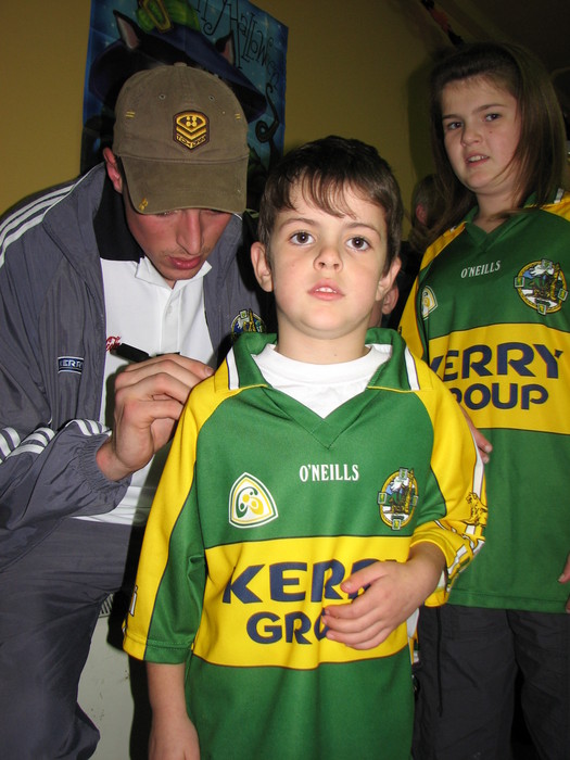 Kieran Donaghy visits Moyvane - Moyvane - The Middle Plain